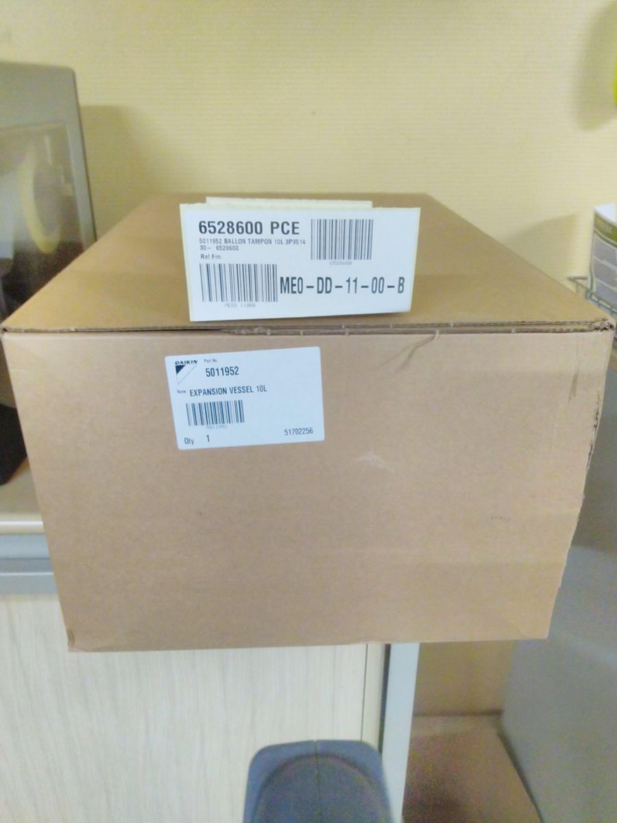 DAIKIN - Ballon tampon 10l 3p351430-1 Réf 5011952 | DISPART